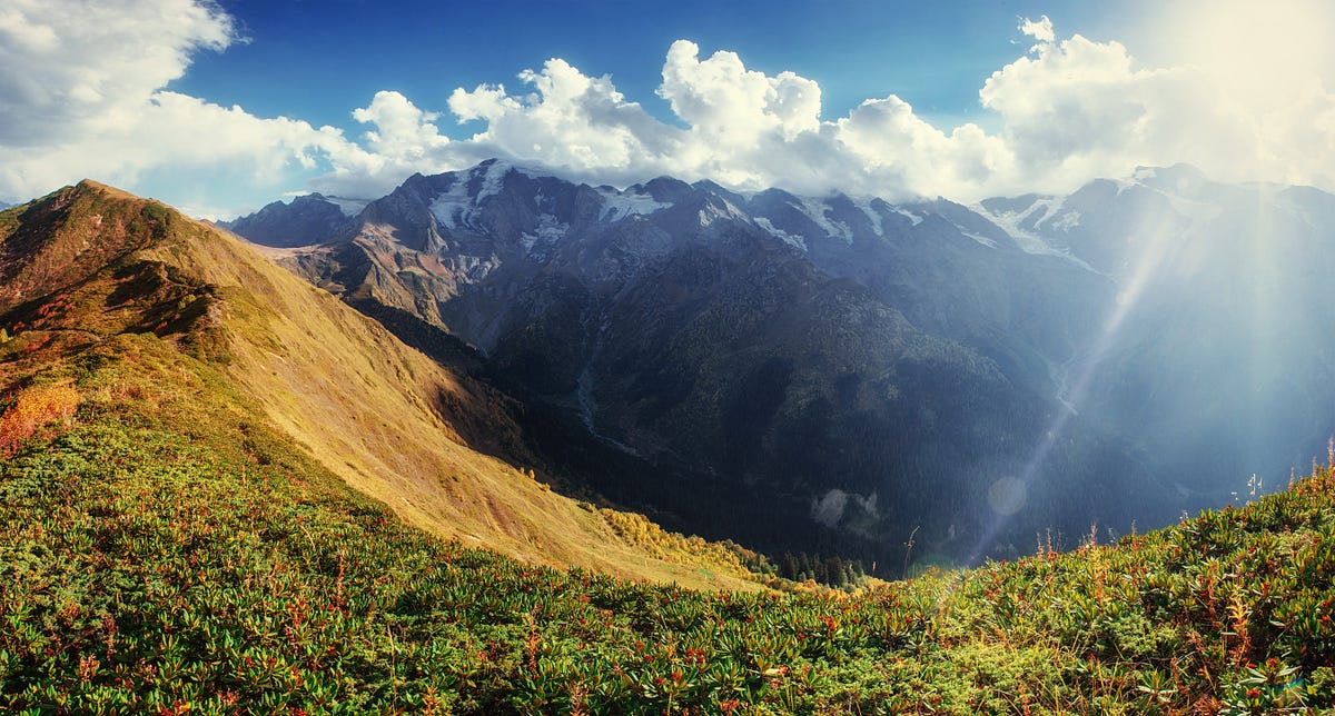 Move Mountains with Procedural Generated and Modular Design Elements in ...