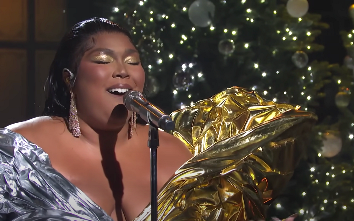 Lizzo covers a Christmas Classic that matters as much Now as it did ...