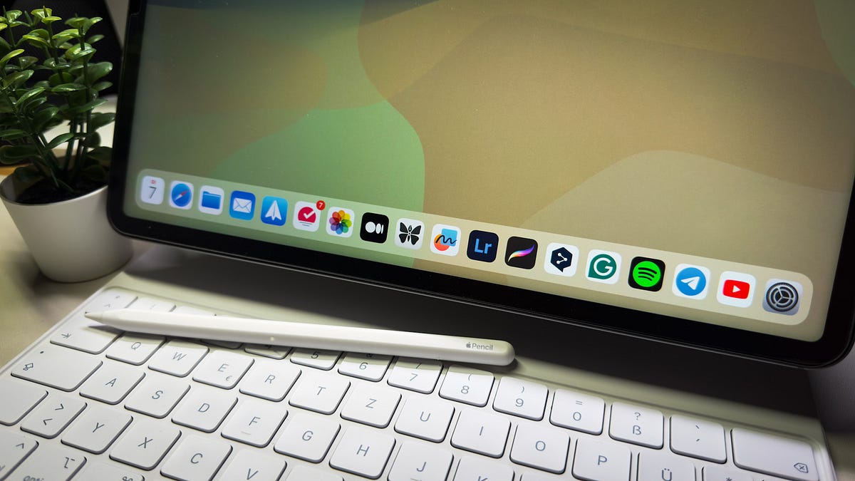 Apps, That Have a Permanent Place in My iPad Dock | by Tobias Hedtke ...