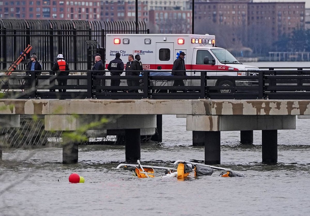 Helicopter Crash in New York: Report Shows Helicopter Broke Apart in ...