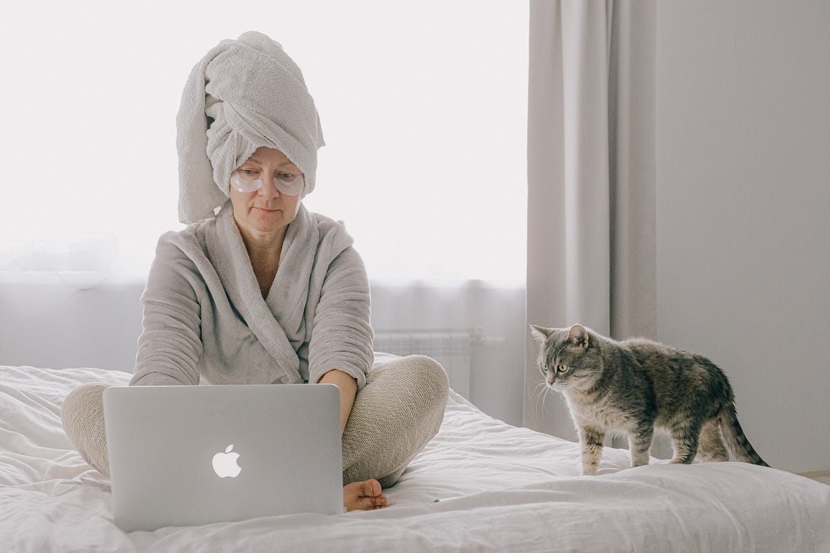 The Nine Lives of the Cat Lady Stereotype | by Vicki Larson | Fourth ...