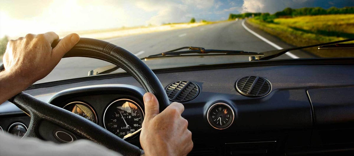 6 Proven Tips to Stay Focused While Driving | by Karun Driving School ...