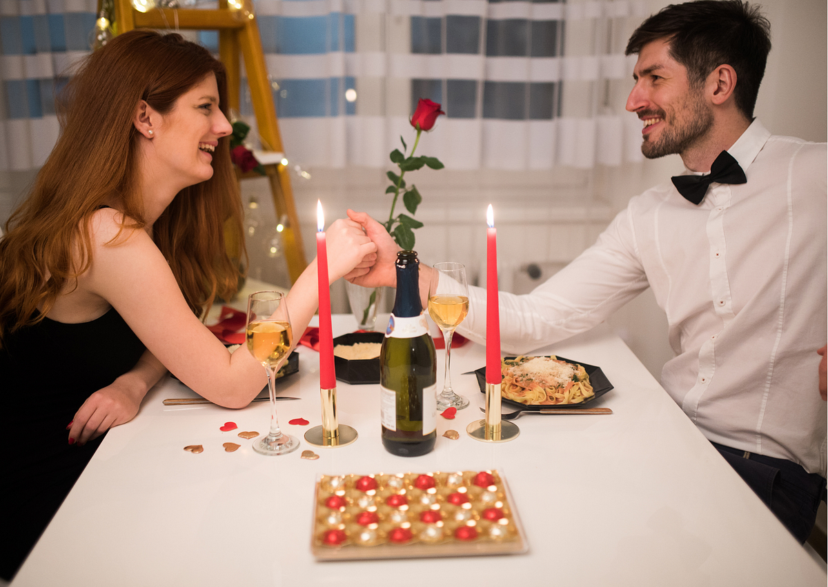 6 Uniquely Romantic Cabin Activities for Couples Visiting Branson, MO ...