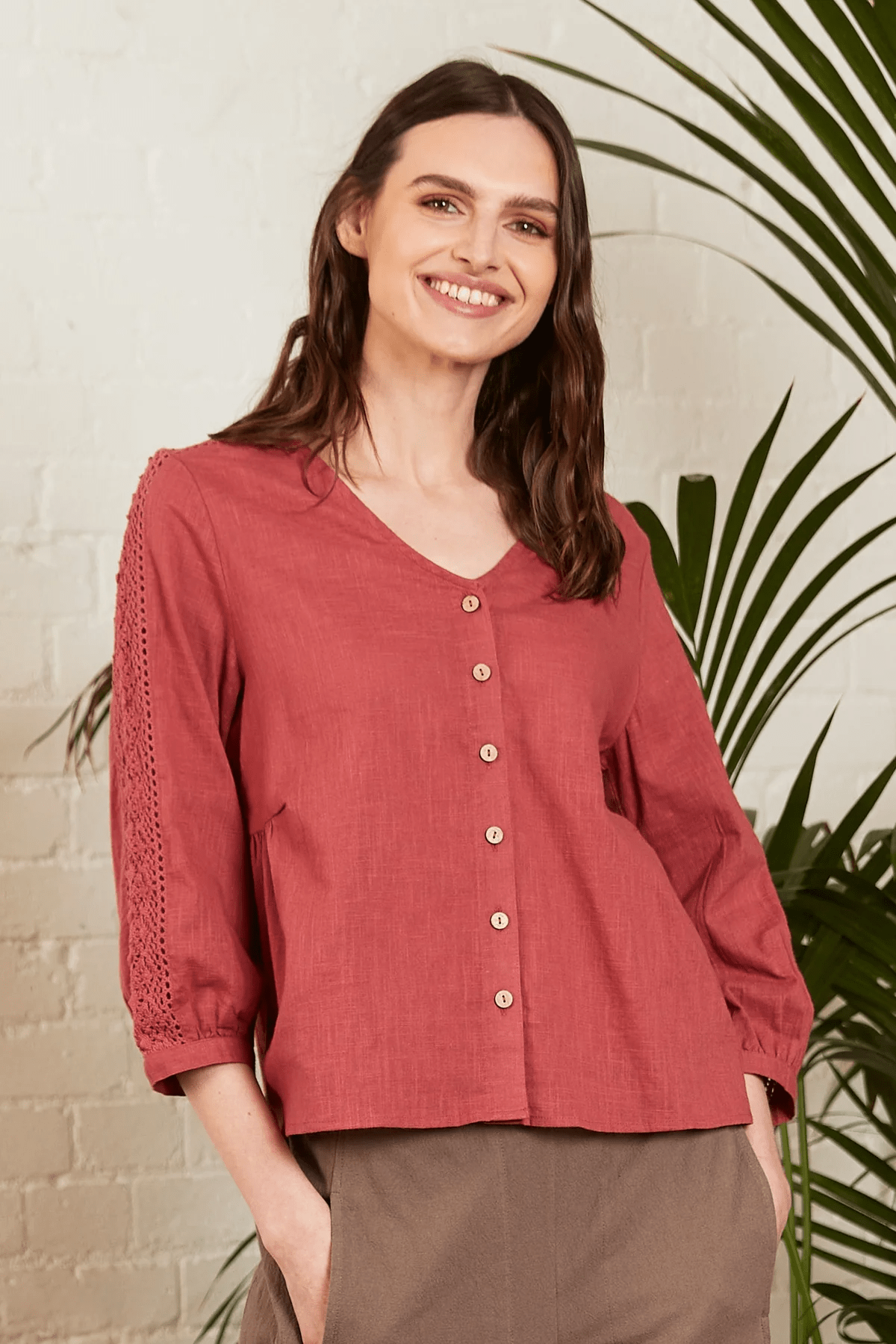 The best cotton tops for women in 2024 | by Nomades Clothing | Jul ...