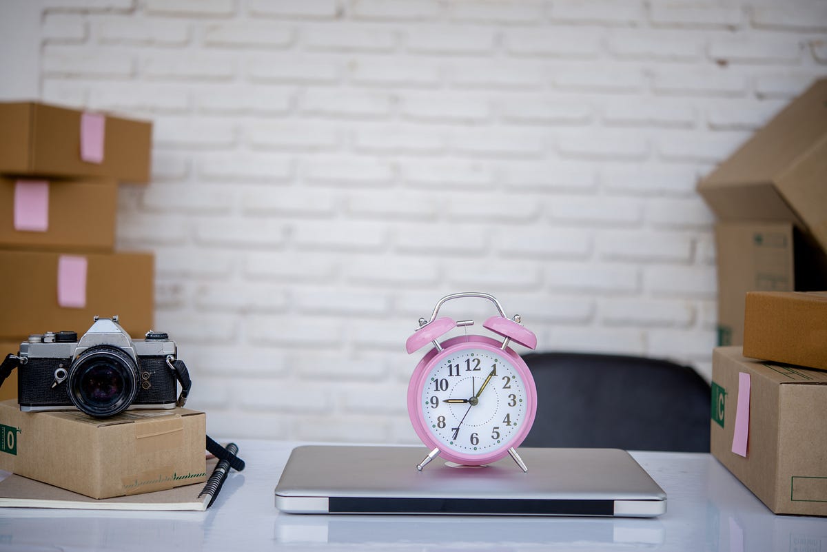 Menerapkan Sistem Just-In-Time Inventory untuk Meningkatkan Efisiensi Operasi Bisnis | by Dini ...