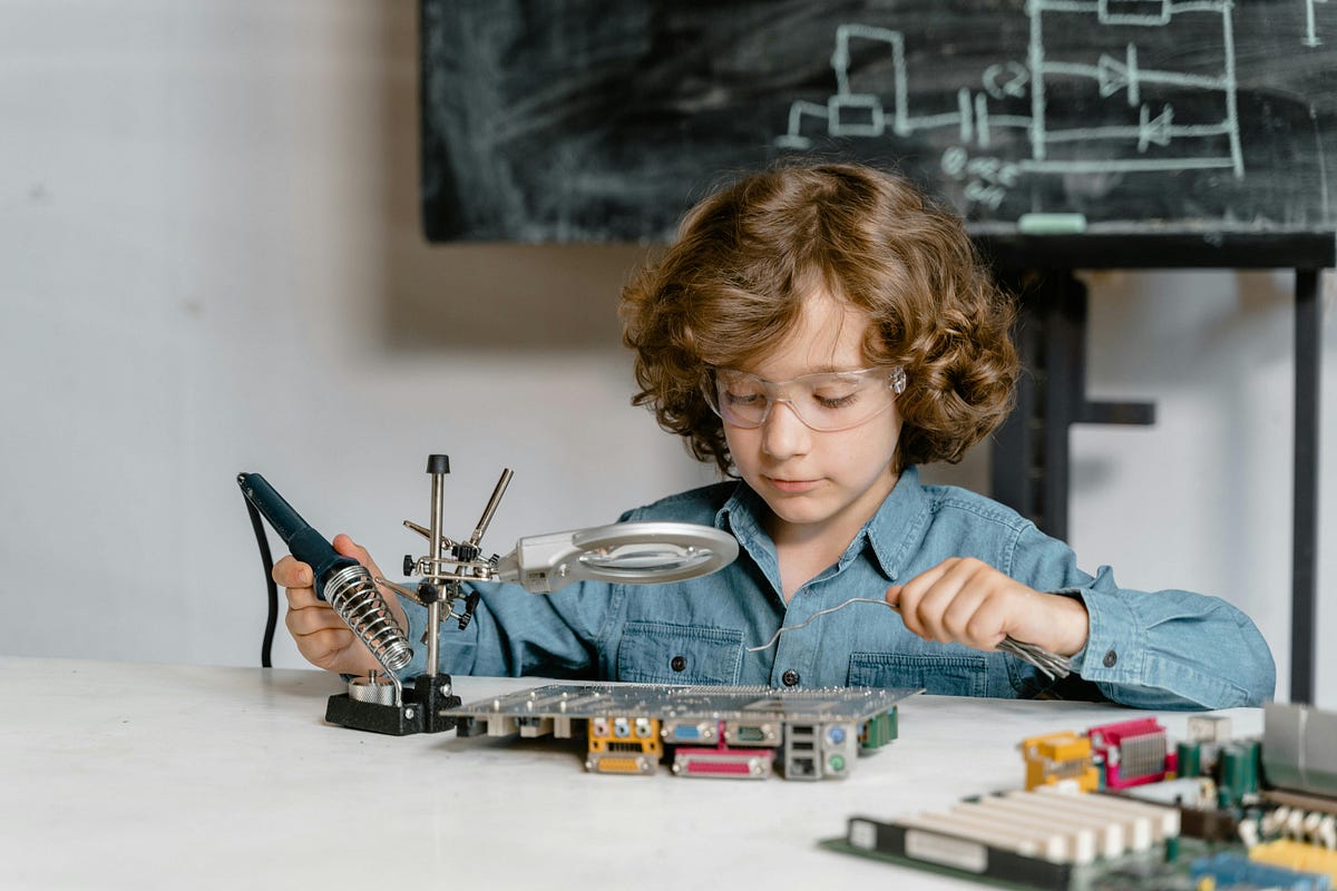 Why Self-Learning Will Replace Traditional Education | by Rosalia Quinn ...