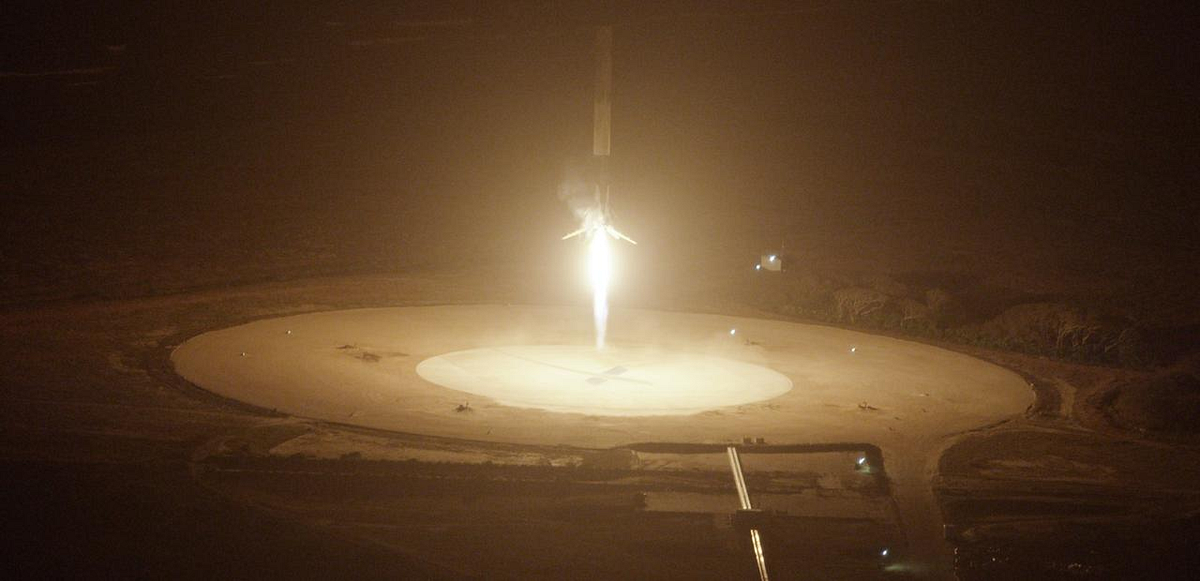 With a Historic Landing, SpaceX Just Ushered Us Into the Future of ...