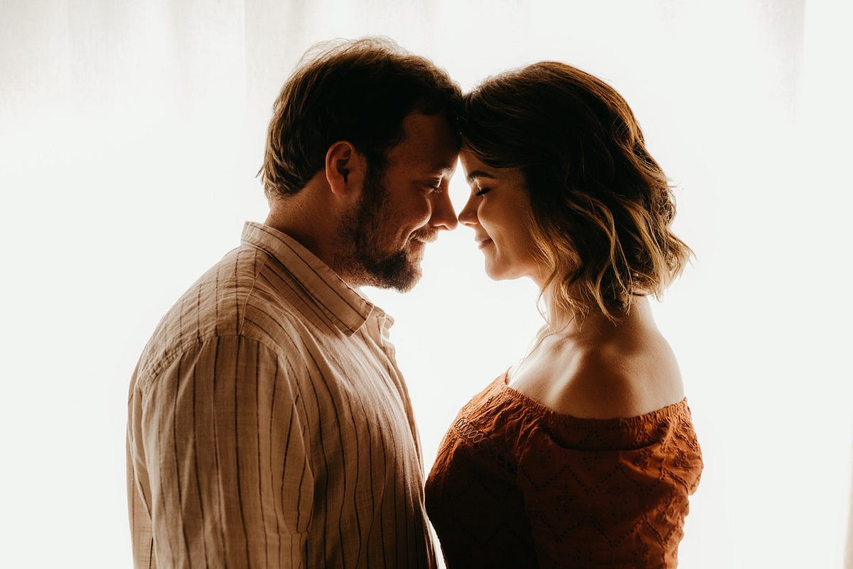 Should a Woman Chase a Man She Likes | Hello, Love