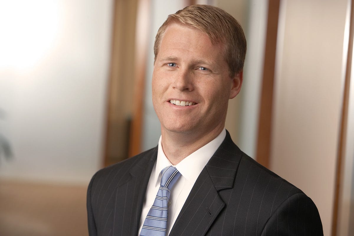 With $2.7 Trillion Under Management, Schwab Keeps It Simple | by John ...