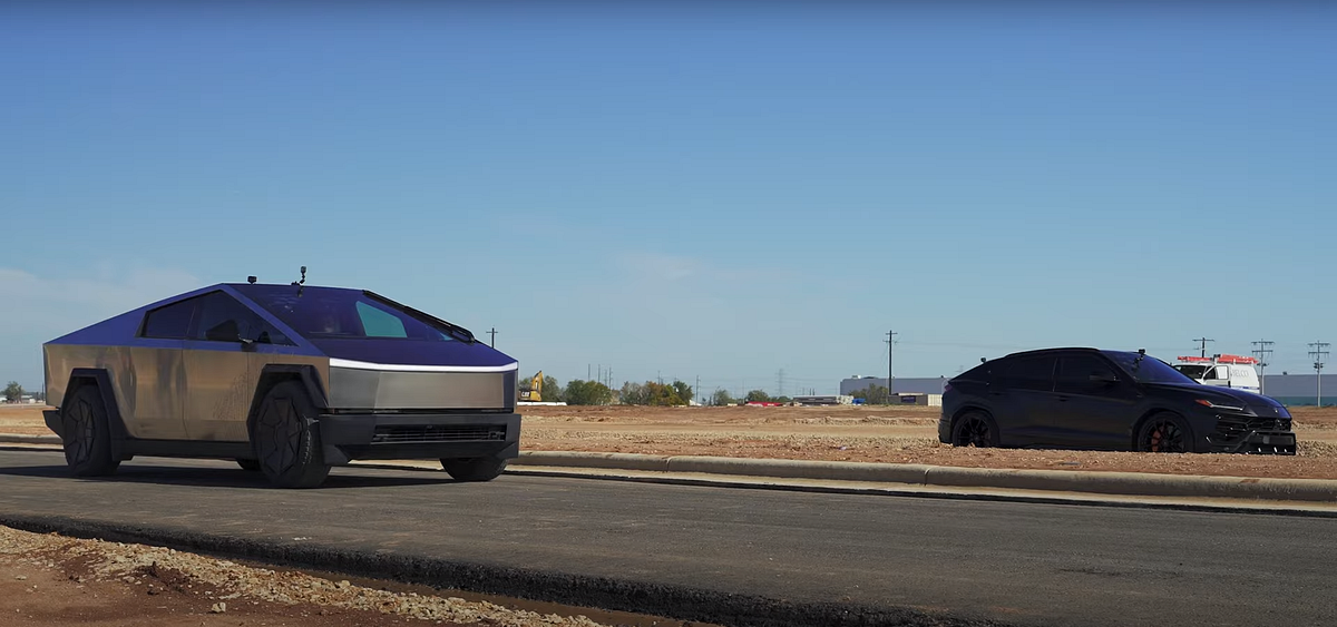 Tesla Cybertruck v Lamborghini Urus: DRAG RACE - [MUST WATCH !] | Medium