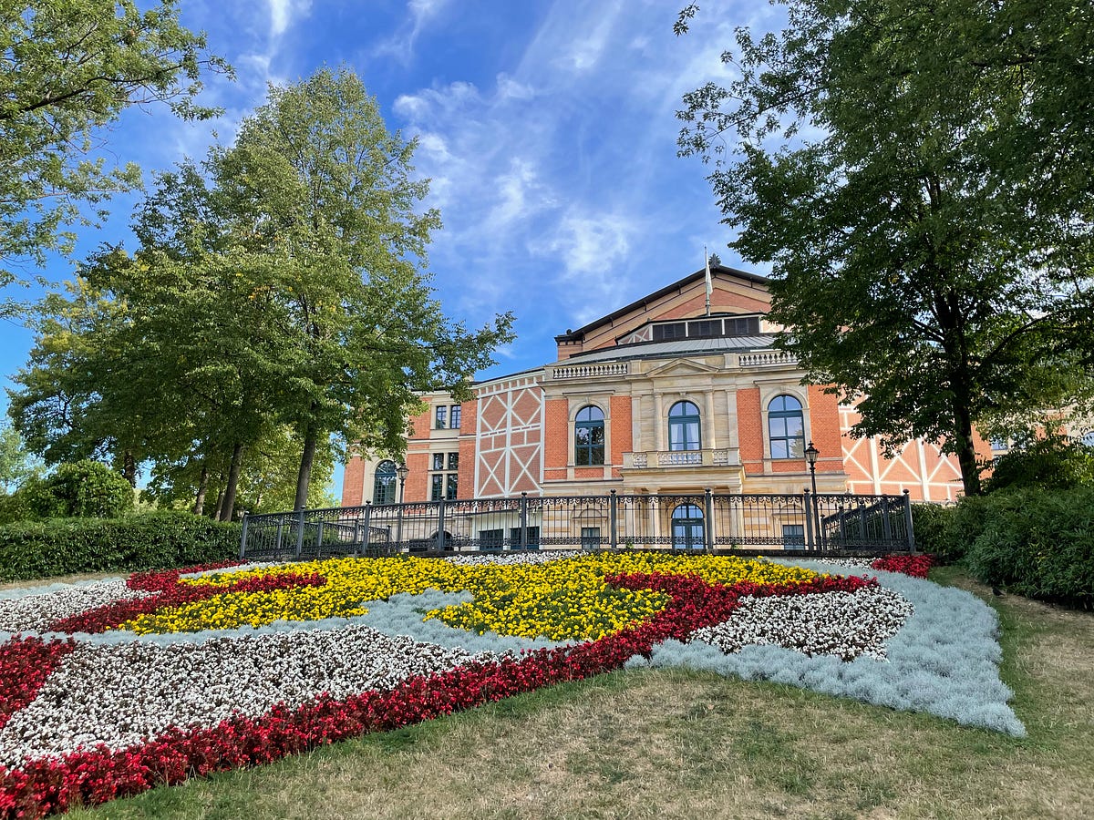 Can Places Be Impactful? An Encounter with the Bayreuth Festival ...
