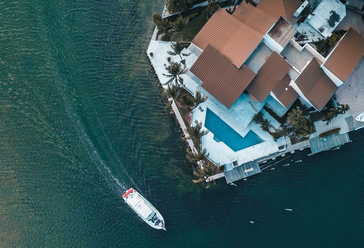 5 Entry-Level Jobs To Expose You to a Luxury Lifestyle and the Super ...