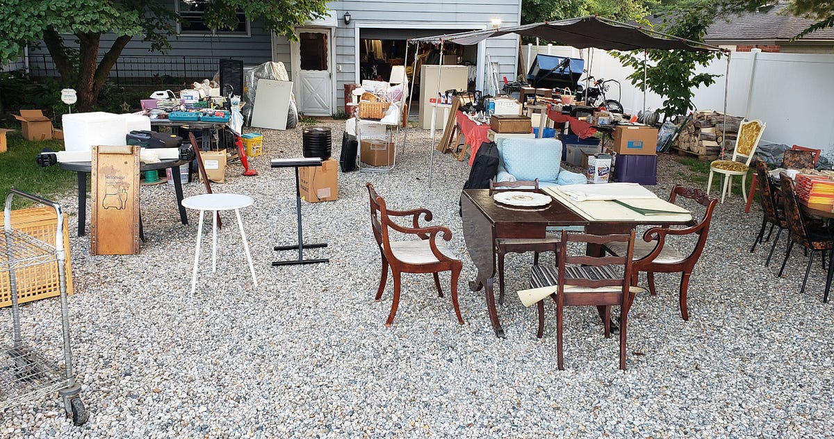 4 Powerful Tips to Maximize Sales At Your Yard Sale | by Darien Tropf ...