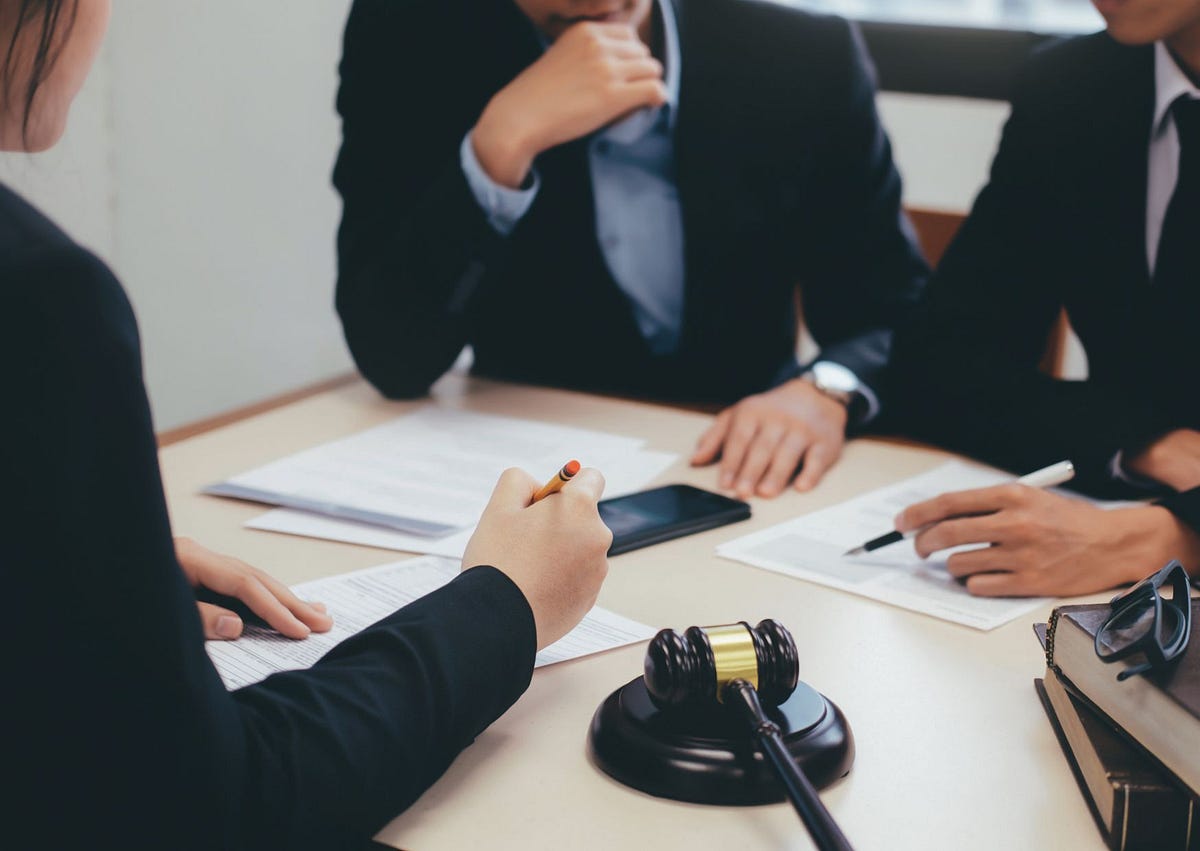The Role of Independent Legal Representation in Divorce: Why Both ...