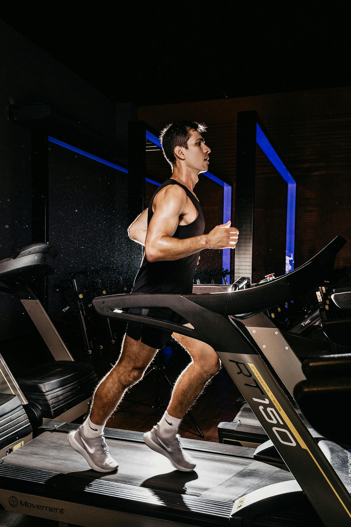 How do We Judge that Our Running Form on the Treadmill is Correct? | by ...
