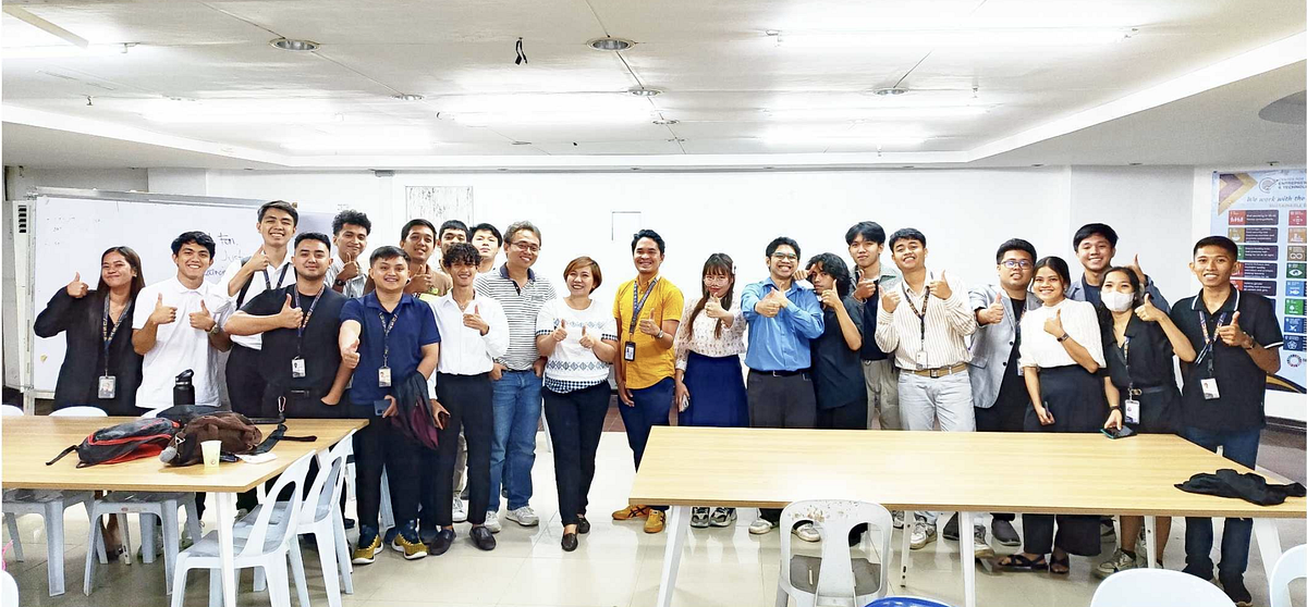 W14: Final Pitching Experience. The final pitching experience was a ...