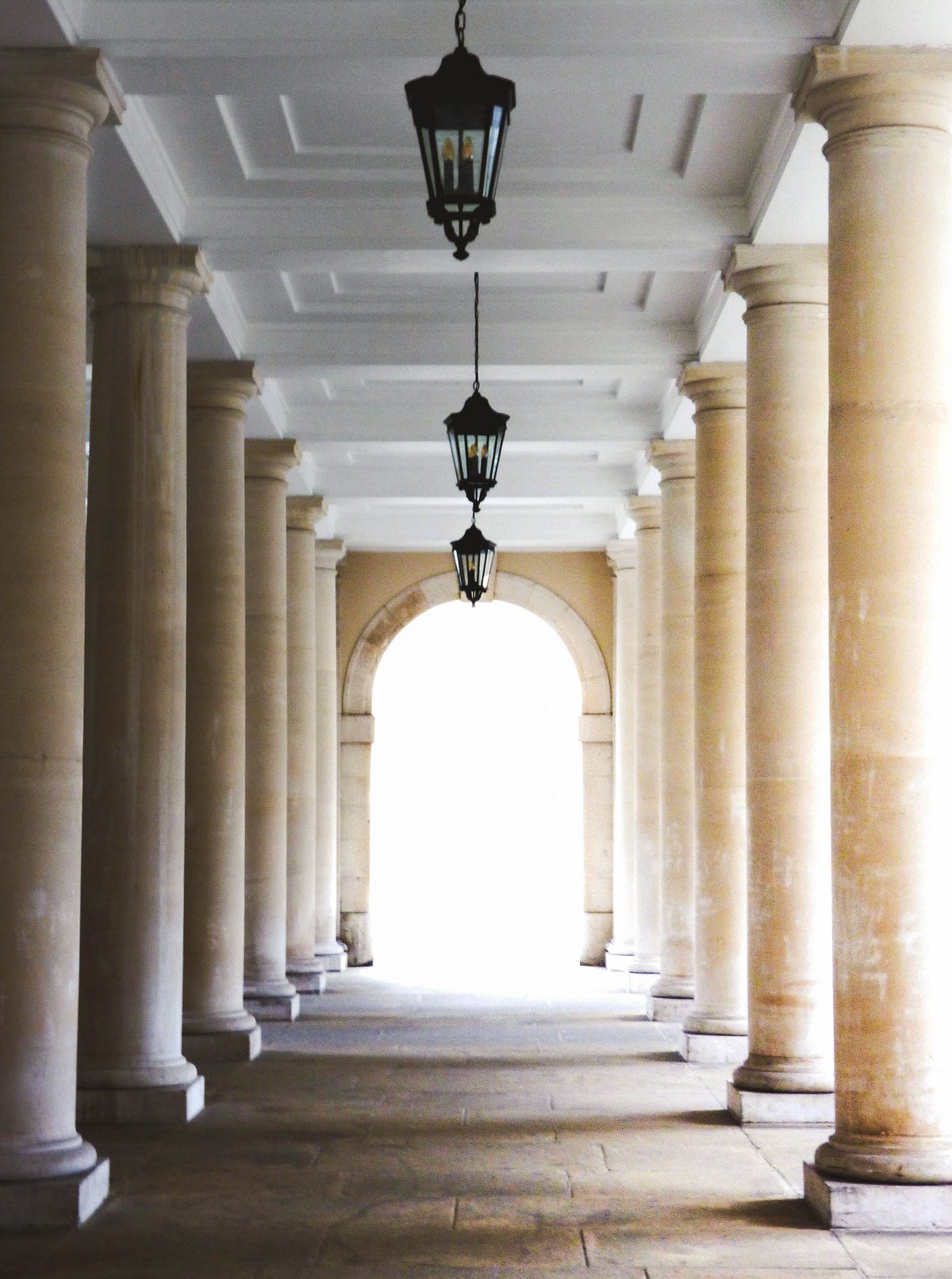 The Pillars of Object Oriented Programming | by Mike Diaz | Medium