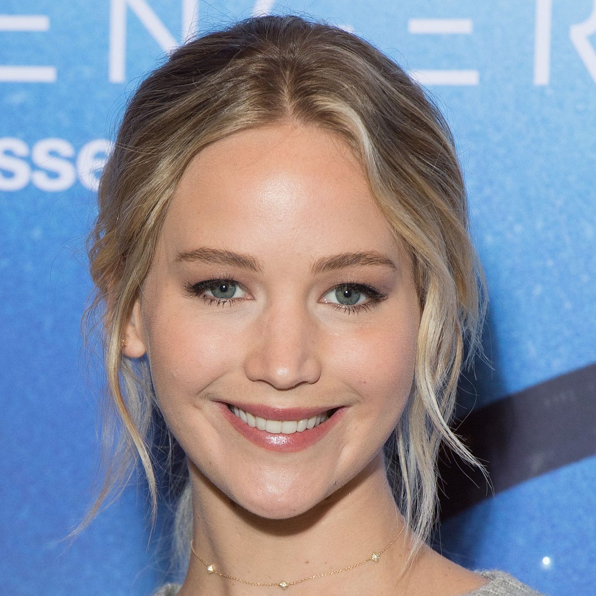 Jennifer Lawrence Defends Seducing 19 Year Old | by Liz Fe Lifestyle ...