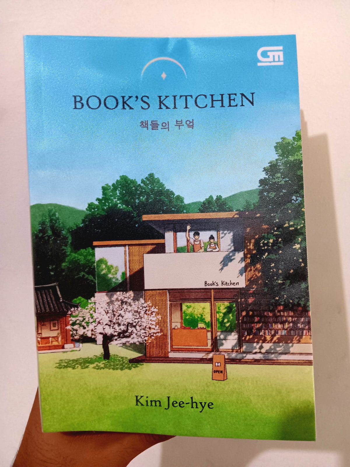 Cerita-Cerita Menenangkan di Soyang-ri Book’s Kitchen | by Dwiki ...