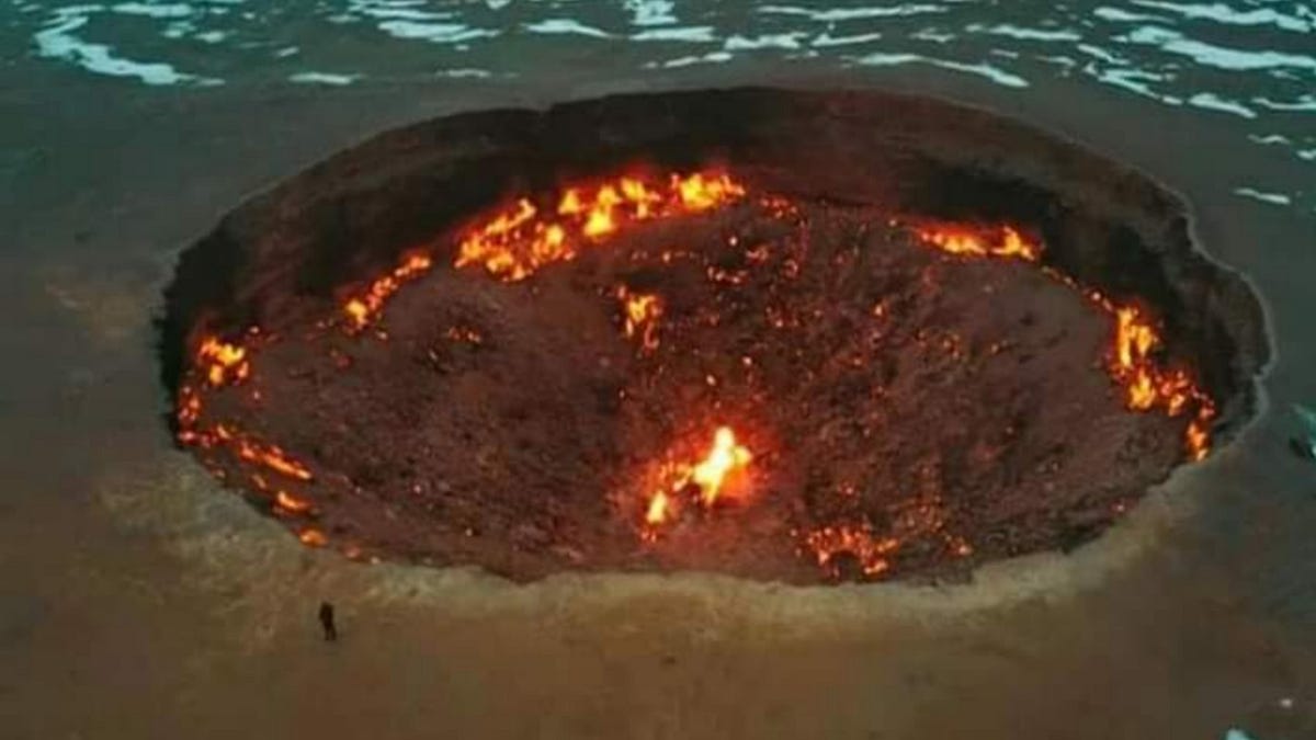 The Mysterious “Door to Hell”: Turkmenistan’s Eternal Flame | by ...