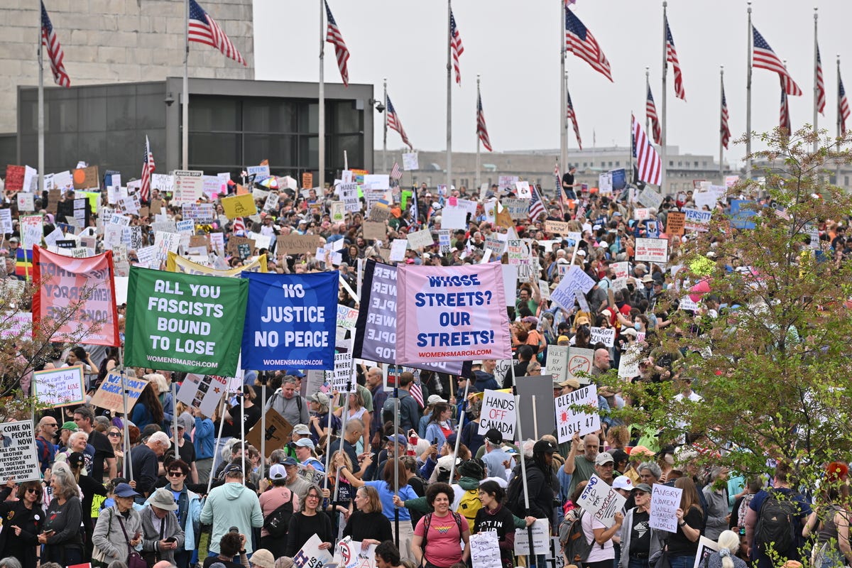 A Color Revolution Rehearsal in the US: Testing the Waters | by GEOFOR ...