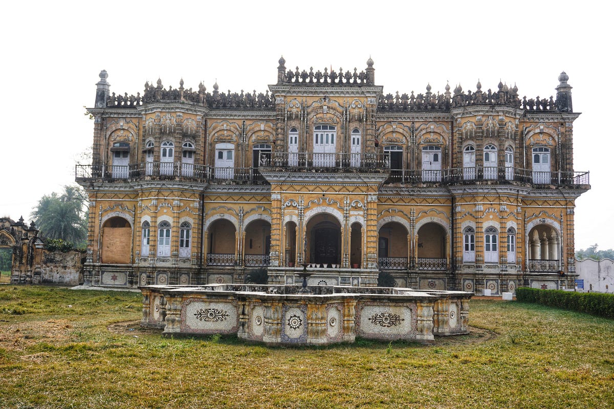 A Hidden Gem Beyond Dudhwa: Surath Bhawan Palace, Khairigarh | by ...
