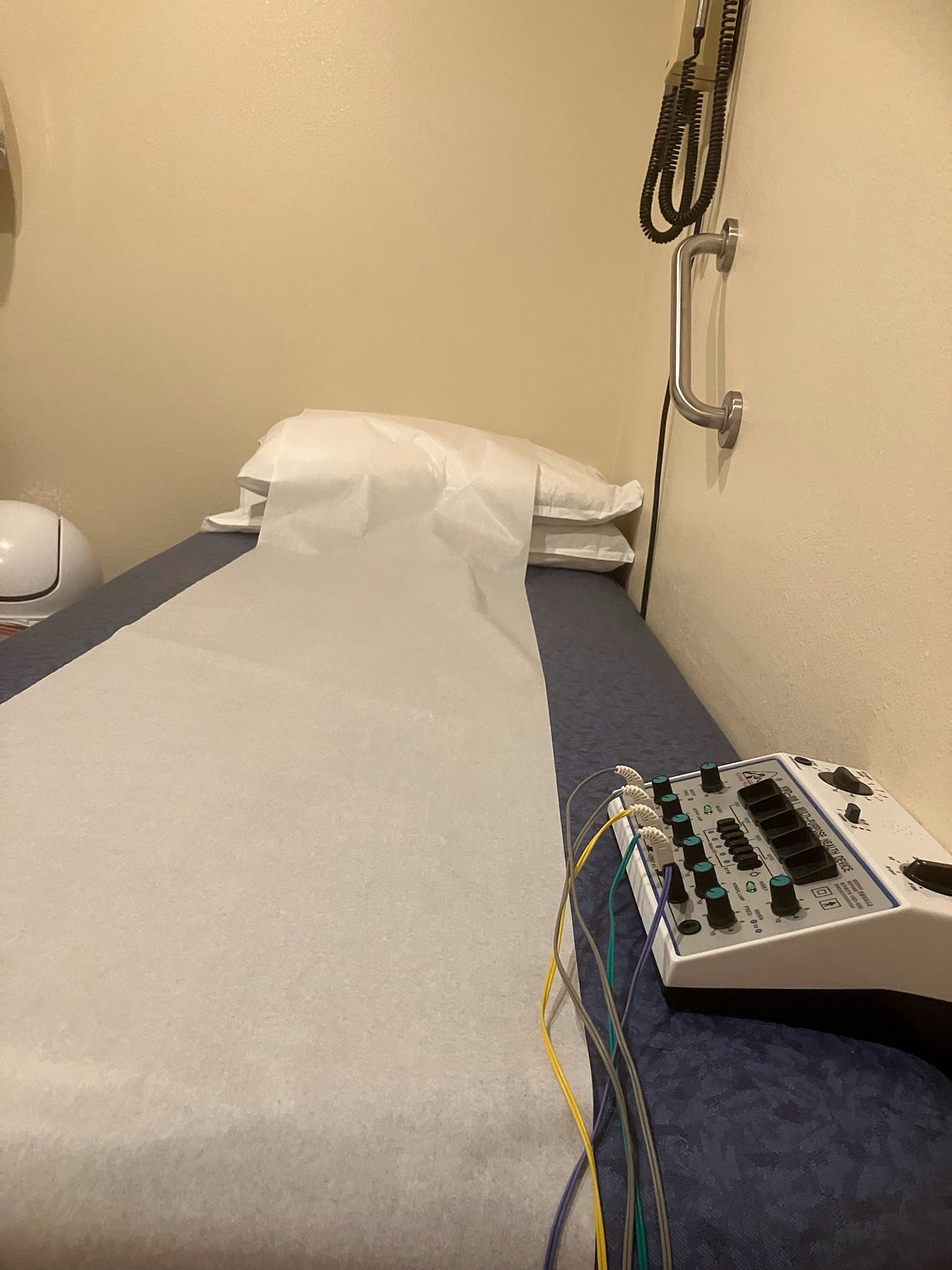 My First Acupuncture Visit!. Will it be my last?!? | by Lu Skerdoo ...