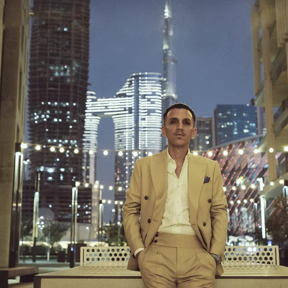 Payam Abdolaziz Honari: An Inspiring Success Story | by Xpert Times™ | Medium