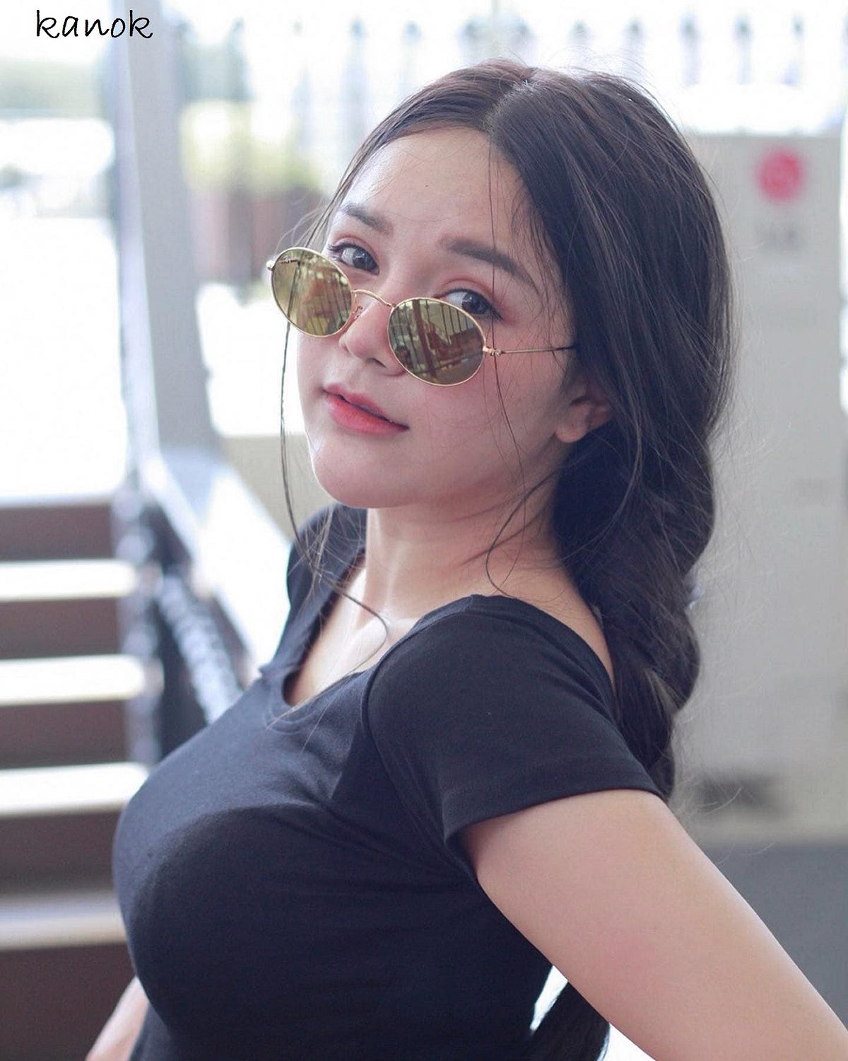 kanok - Kanok Thanom - Medium