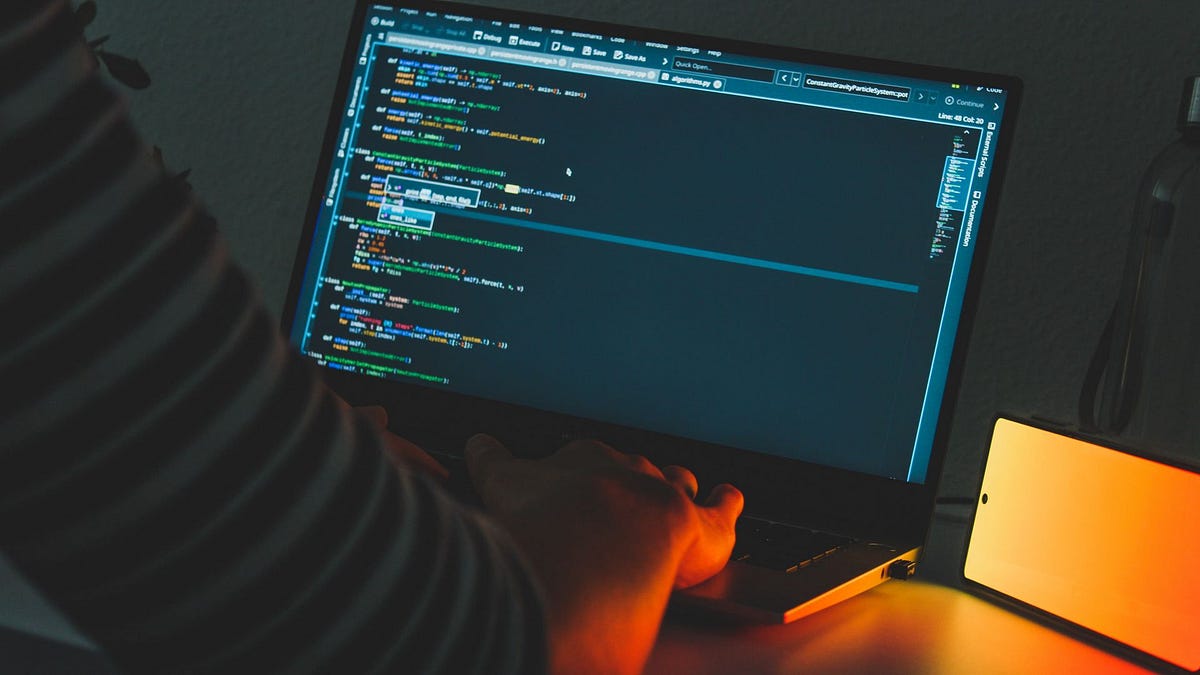 How to Choose the Perfect Laptop: A Guide for Beginner Programmers | by ...