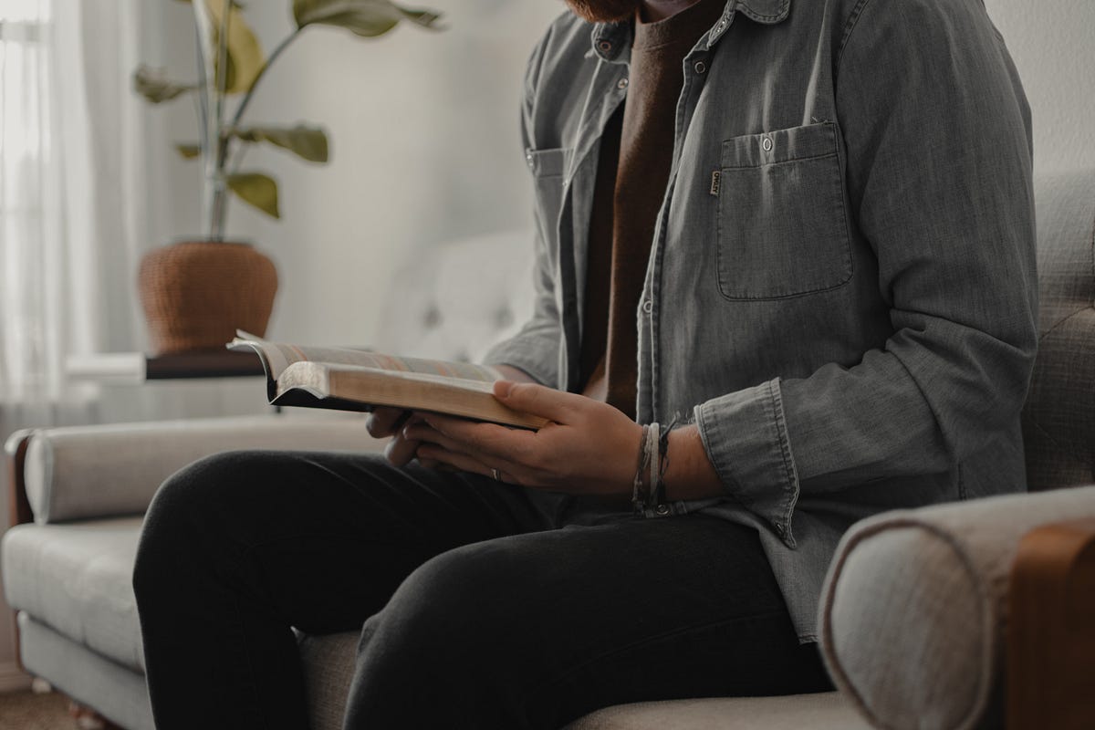 There are 10 Reasons Why Reading Books is Better Than Watching Movies ...