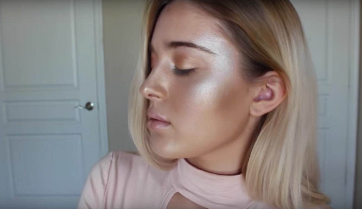 YouTube Beauty Trend: The Full Face Highlighter Challenge | by Clare ...