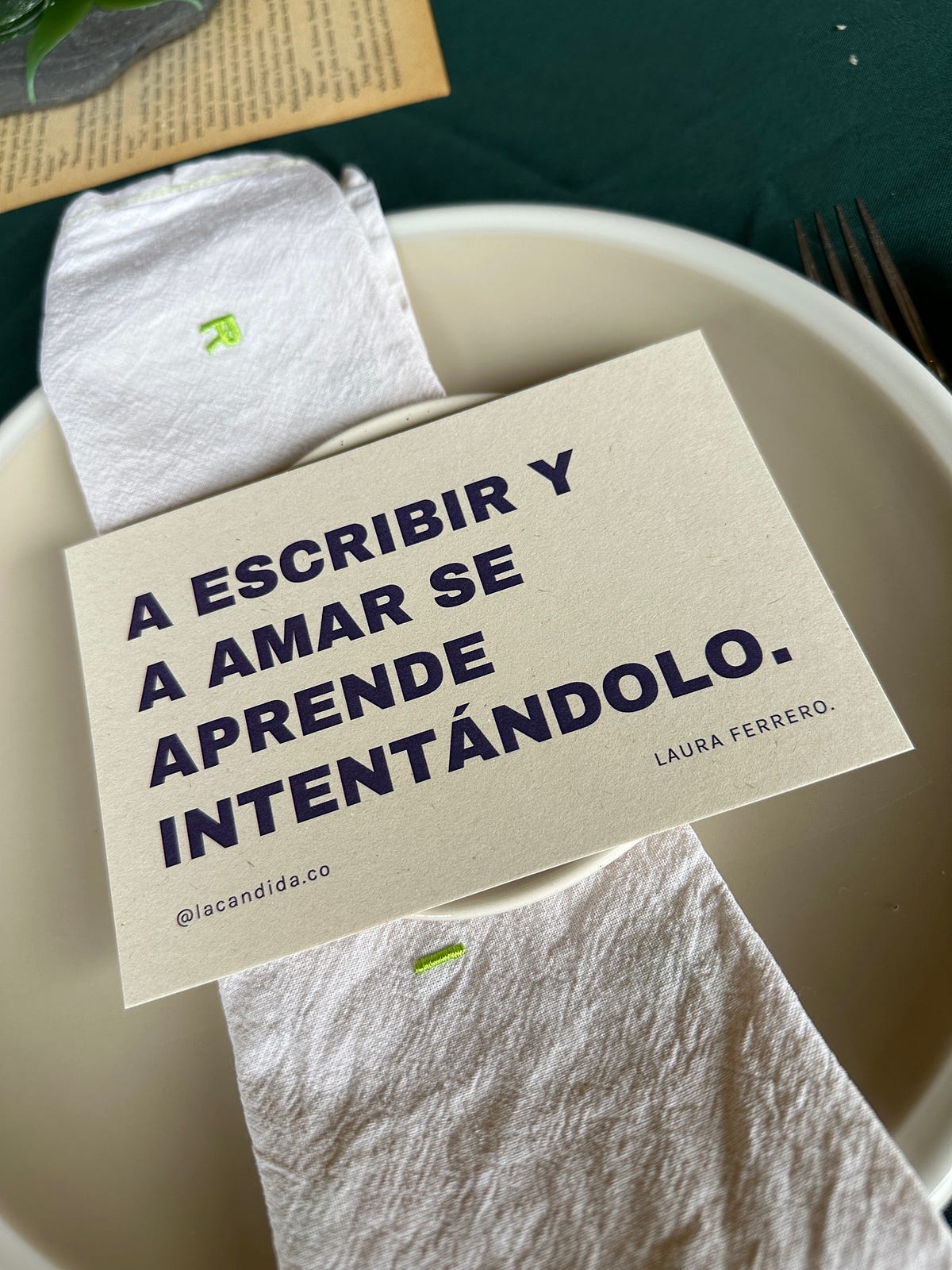 Amor es - Ale Mejía - Medium