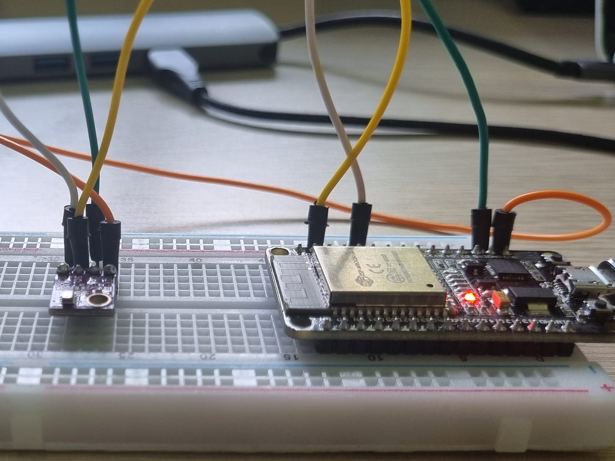 4th Embedded System Project External Sensor By Attariq Muhammad 0641