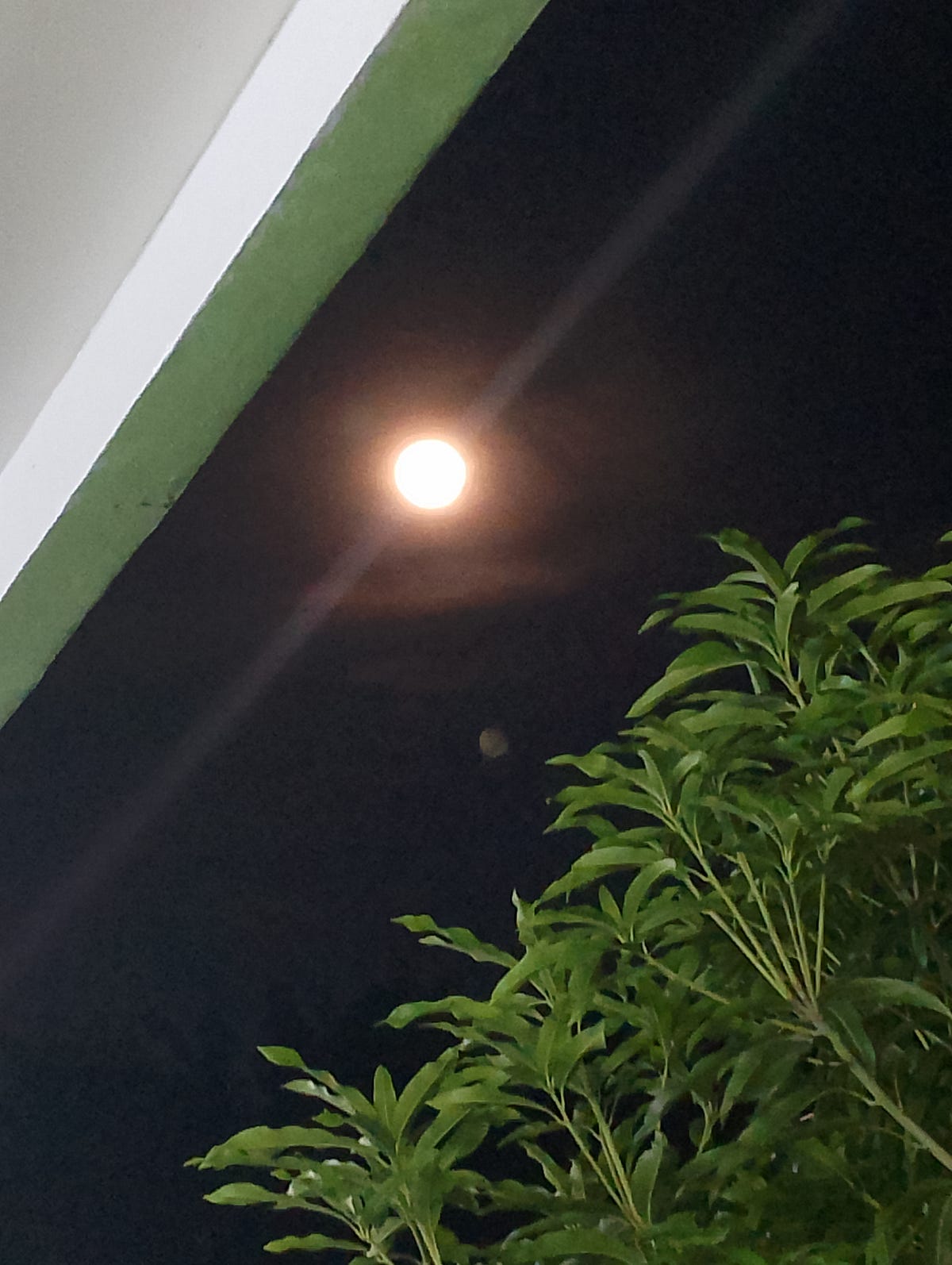 Buwan ang naging hingahan ng puso kong nalulumbay - J.A.N - Medium