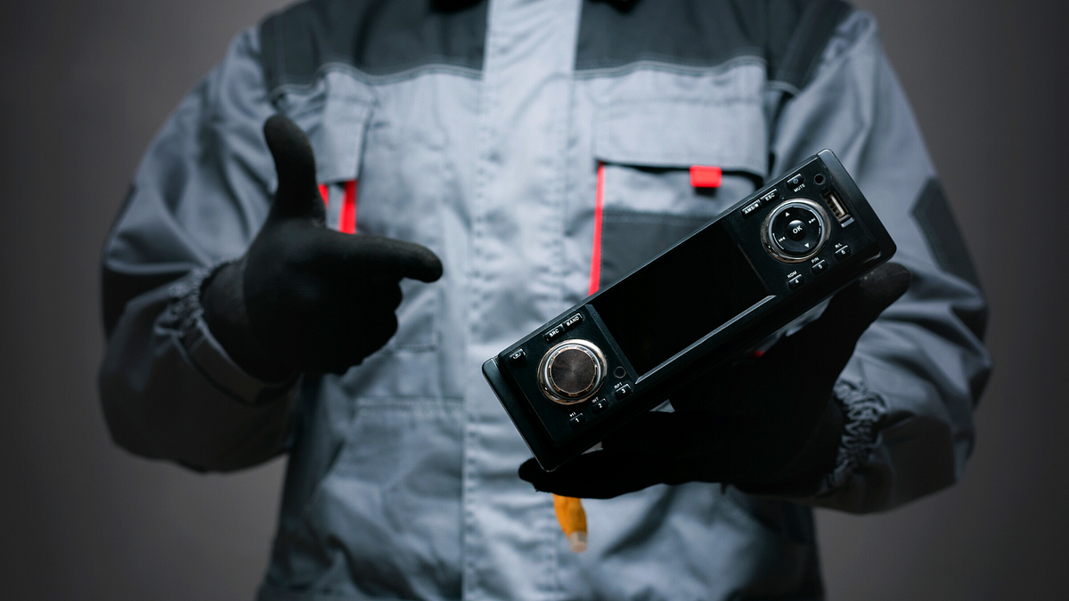 Pro-Tips On How To Change Your Car Language Settings | by carhoot.app ...