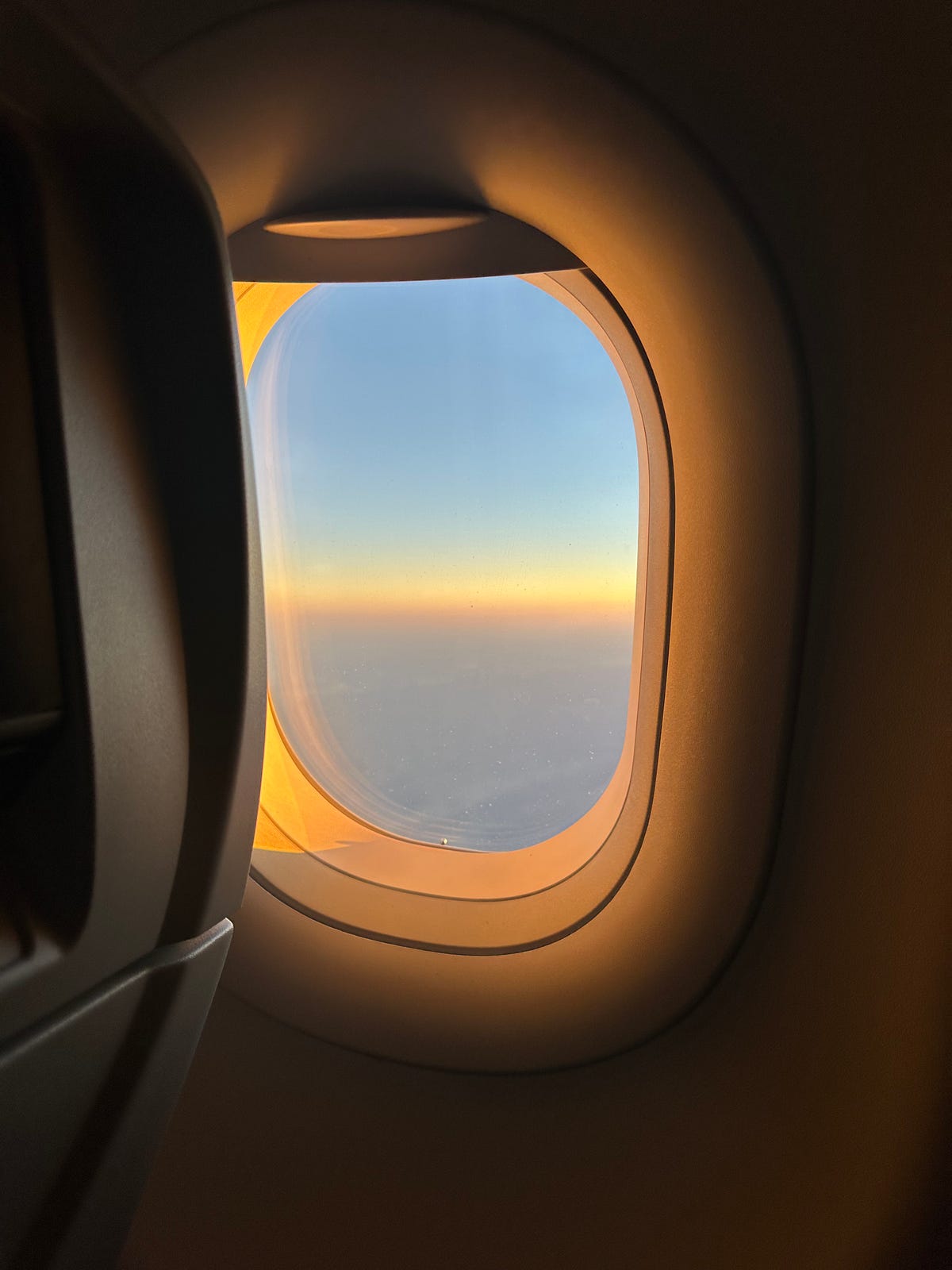 Travel Nurse Chronicles: I’m Afraid of Flying on Airplanes | by Amani ...