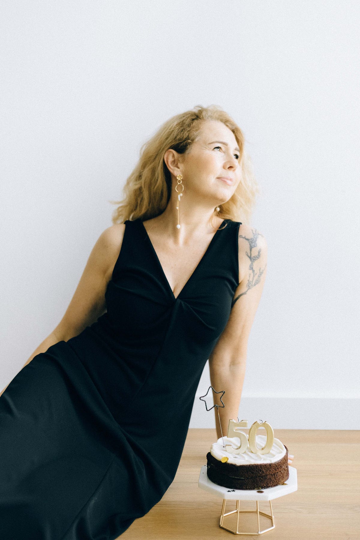 10 Things I know at 50 that I wish I’d known at 20 | by Sue Lord | Medium