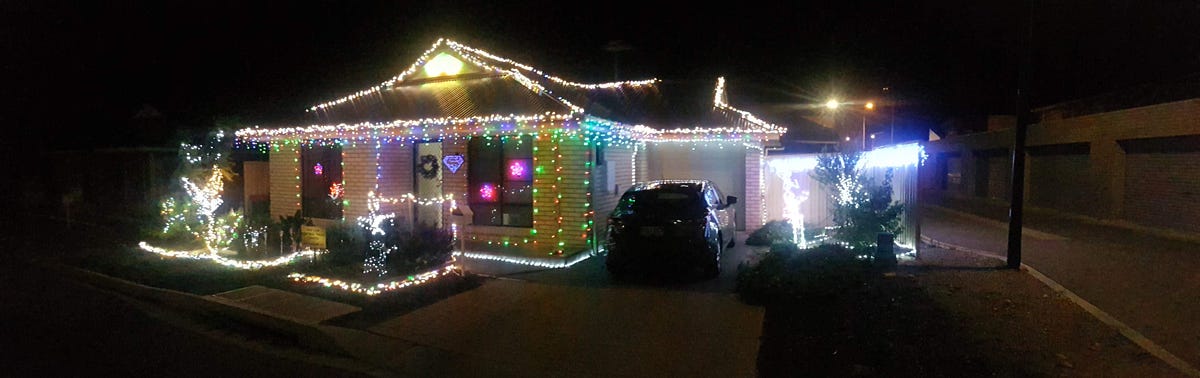 How I created the worlds first realtime interactive Christmas light ...
