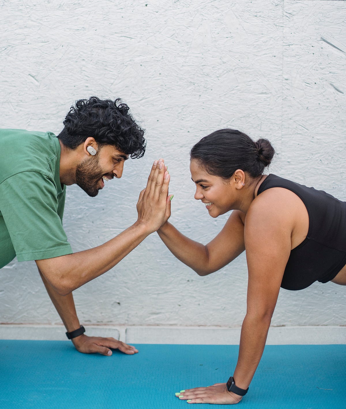 Healthy Minds Foster Healthy Relationships | by Rovy.life | Medium
