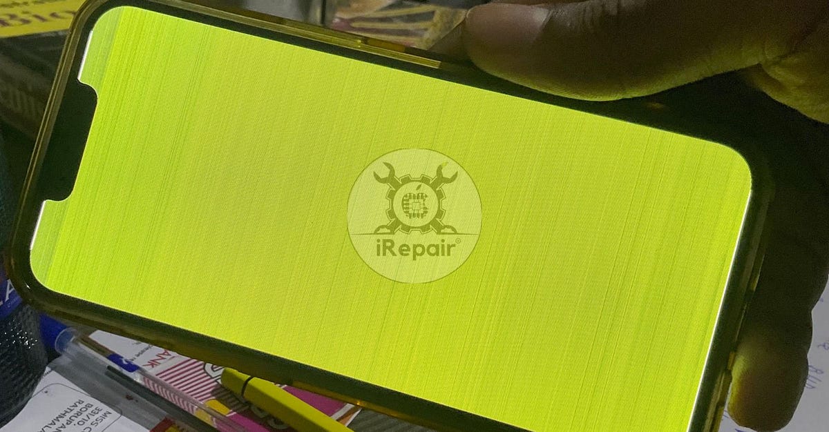 Solusi Cepat untuk Layar Rusak pada iPhone | by iRepair Premium Apple ...
