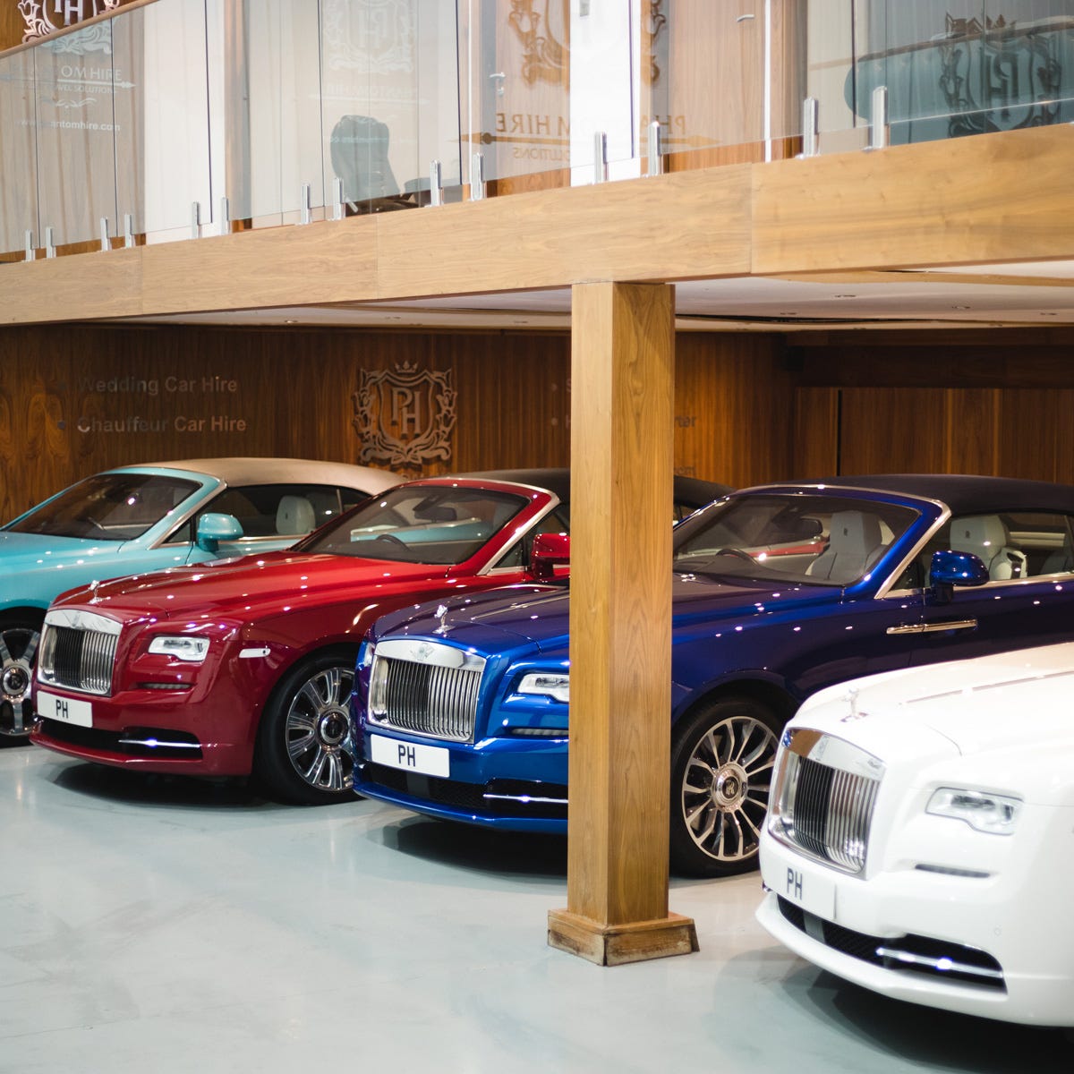 How to choose the right car for your wedding | by Phantom Hire | Medium