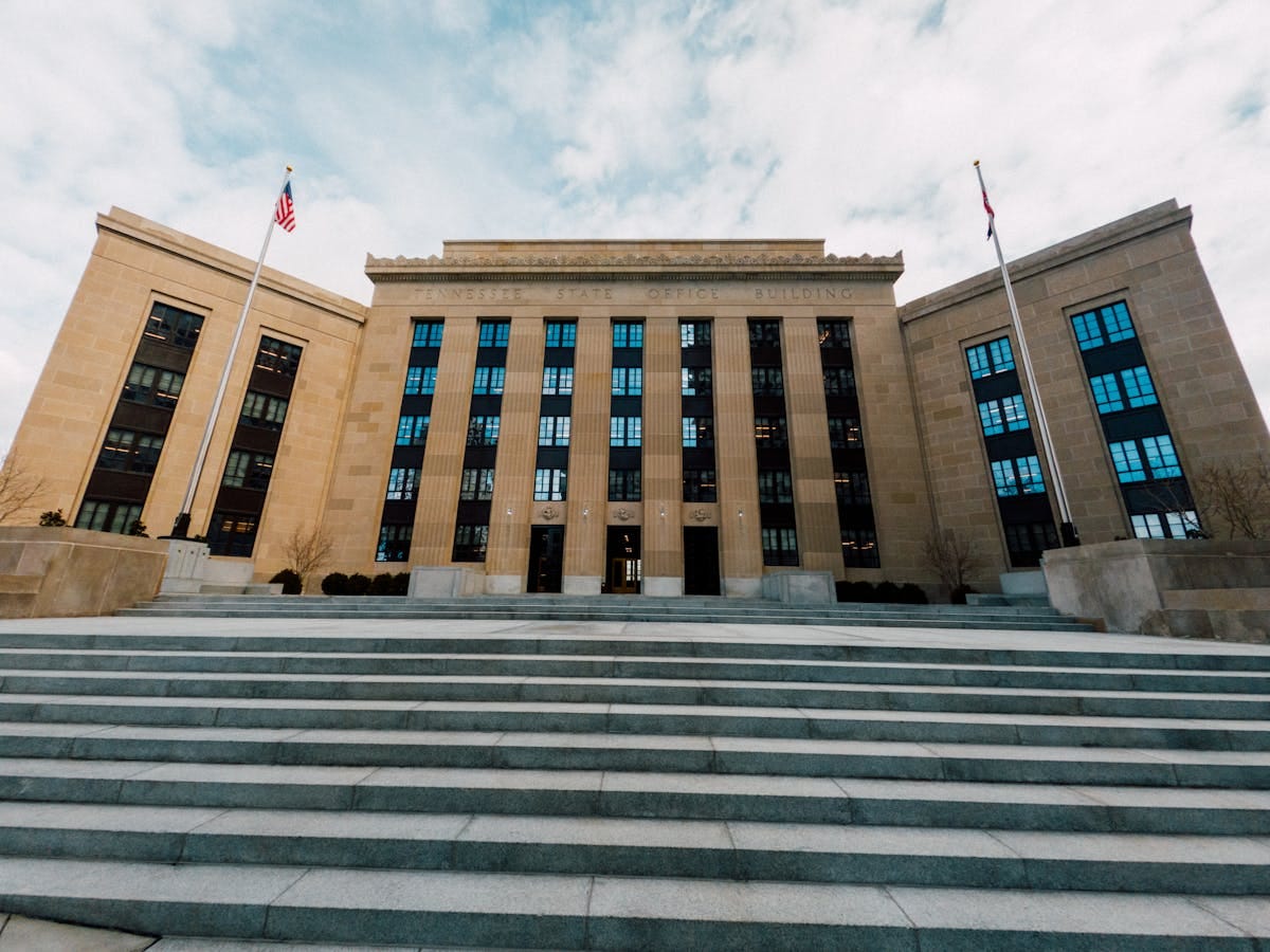 The Role and Functions of Federal Reserve Banks: A Comprehensive ...