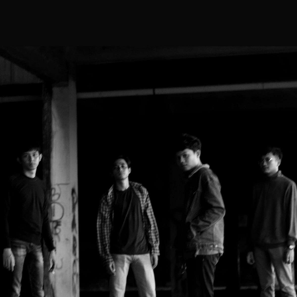 Gluff bersama Britpop-nya dalam Debut Album Tomorrow Knows Something ...