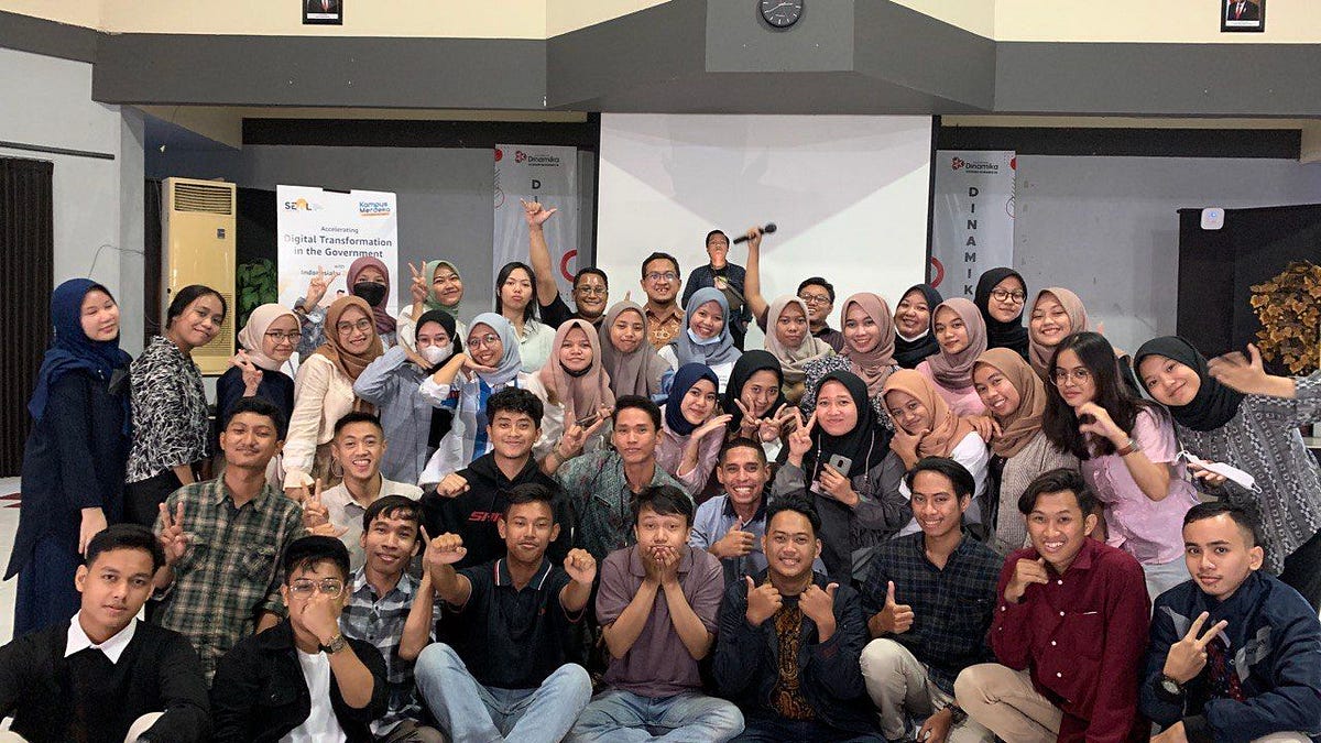 Program Studi Independen Kampus Merdeka-SEAL AWS | by Diana Sari ...