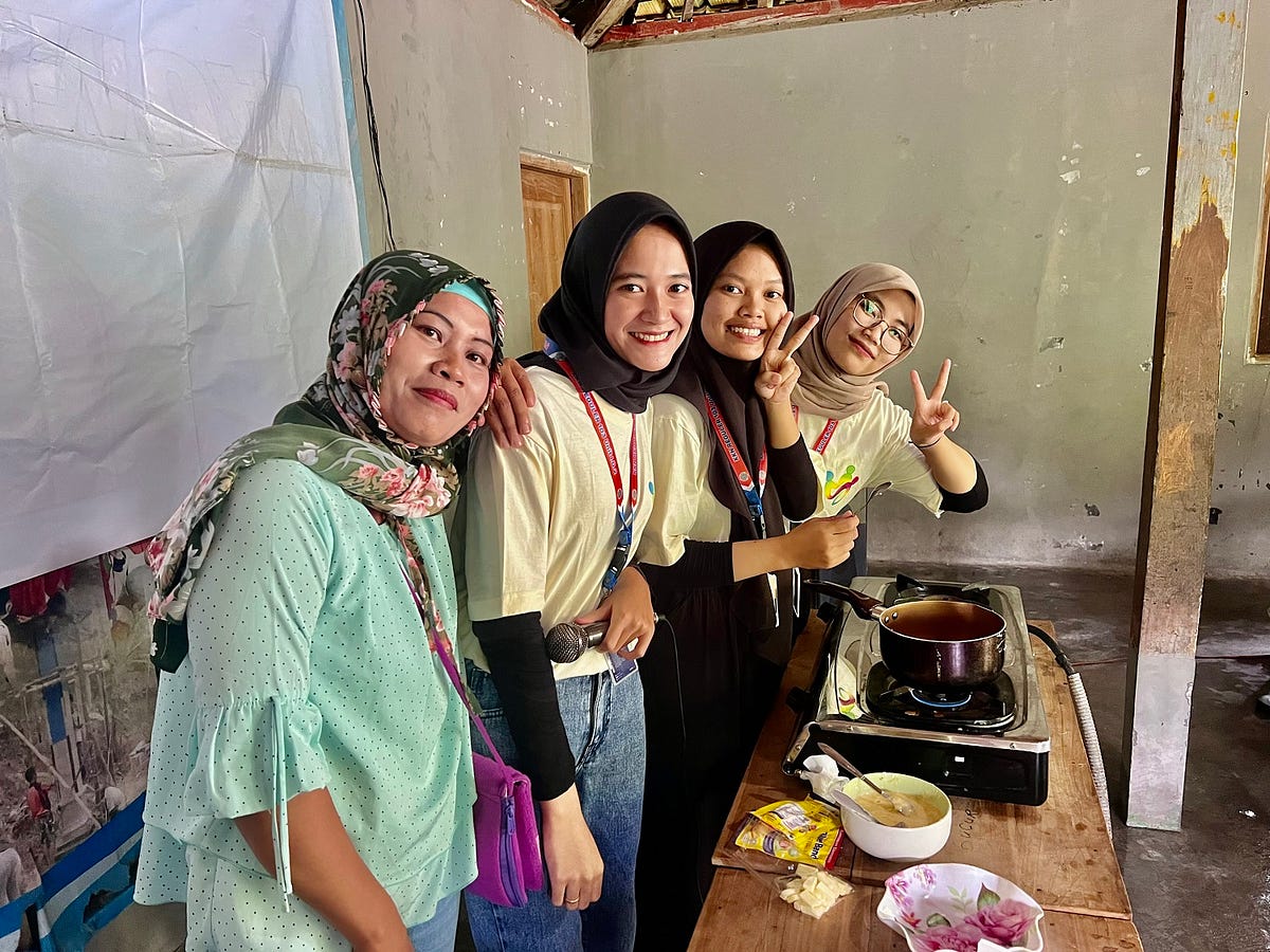 Mahasiswa KKN UAD Beri Pelatihan Pembuatan Makanan Tambahan Balita ... Mahasiswa KKN UAD Beri Pelatihan Pembuatan Makanan Tambahan Balita ...