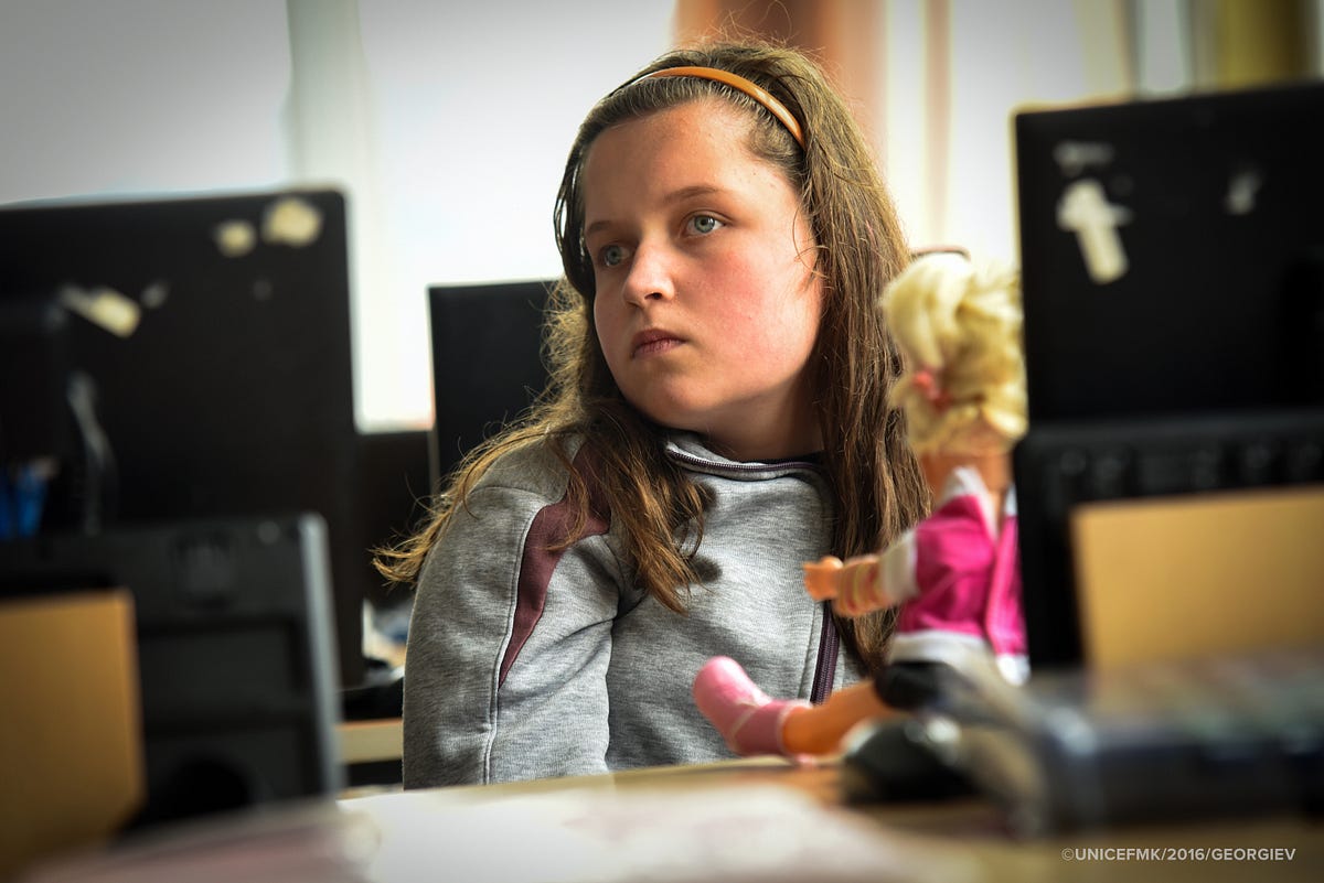 Teaching through creative assistive technology | by UNICEFMK | Medium