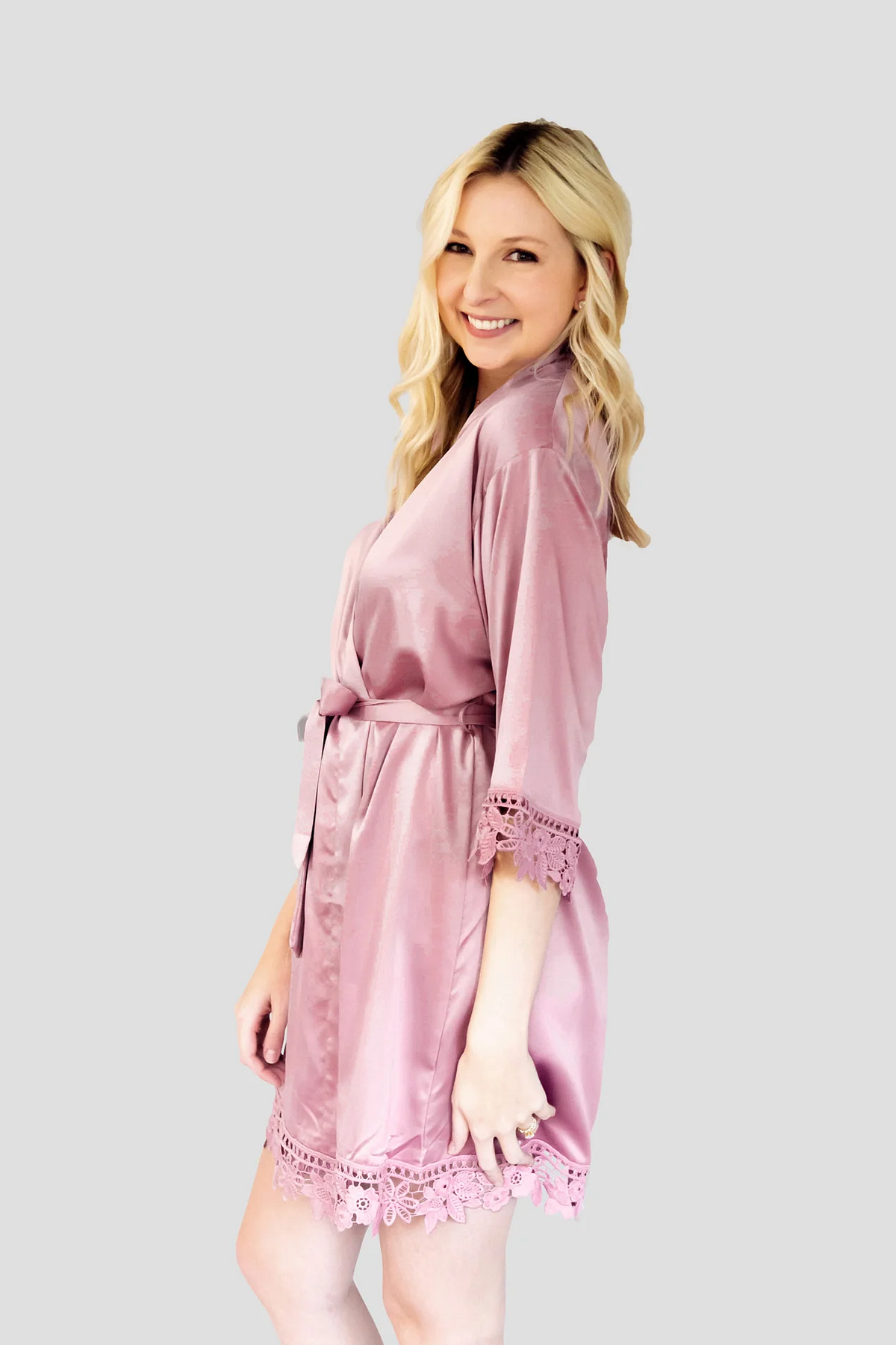 Beautiful Mauve Robes For Your Bridesmaids | by Usama Zafar | Jun, 2023 ...