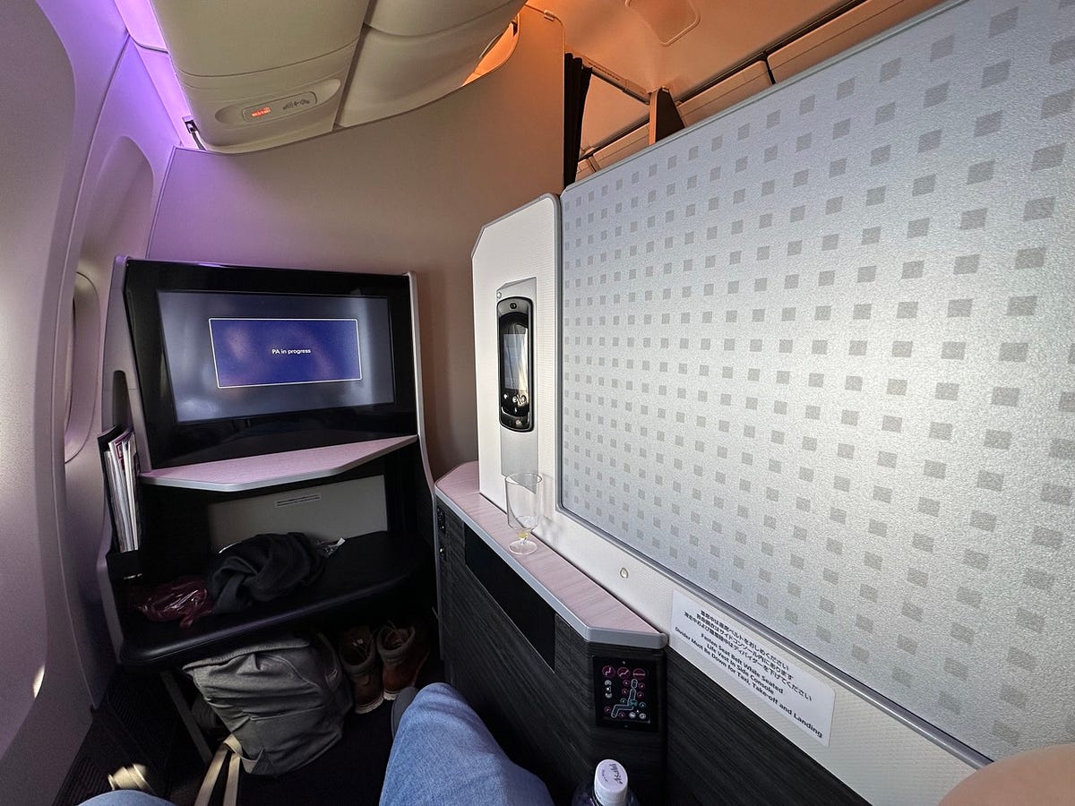 REVIEW: Japan Airlines Business Class | by Carl Cheng | Cup of Chai | a ...