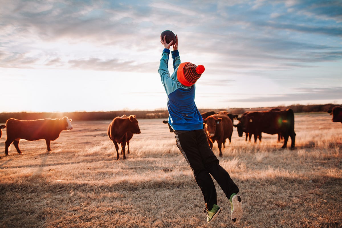 14 Football Books for Kids Ages 8+ | by HarperKids | Medium